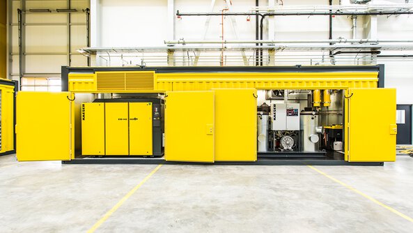 Compressed air container station at Aluchemie