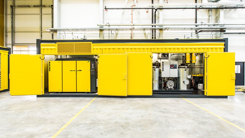 Compressed air container station at Aluchemie